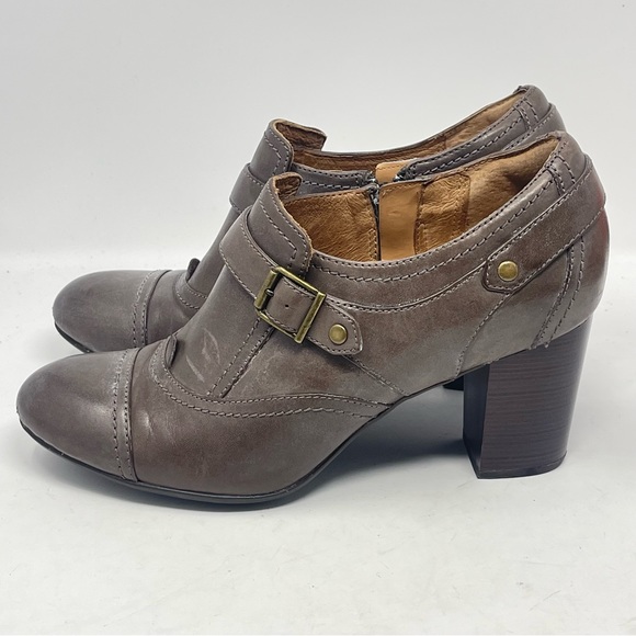Indigo | Shoes | Clarks Indigo Town Edge Shoes Womens Brown Leather ...